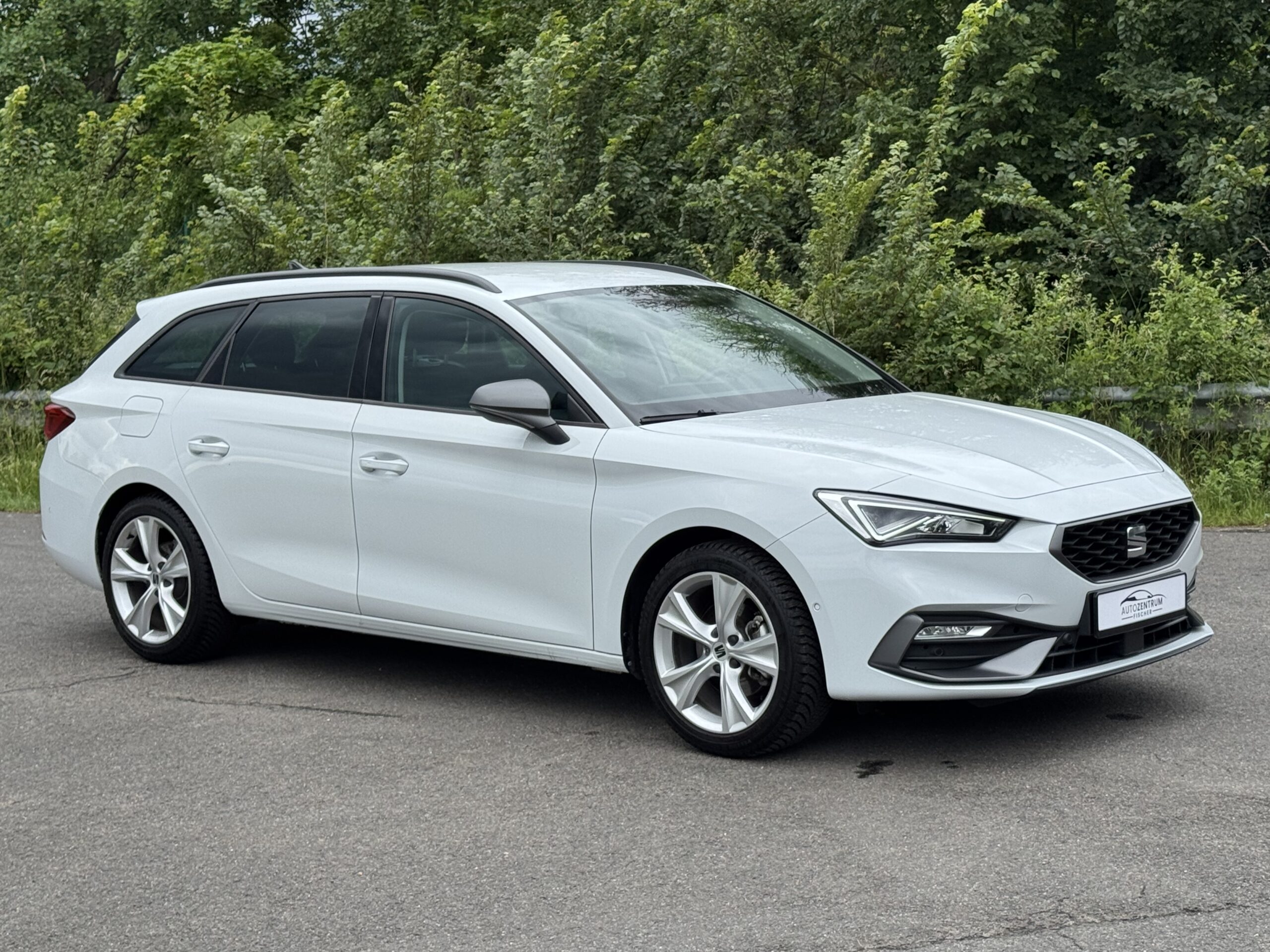 Seat Leon Limousine Automatik – Autozentrum Fischer