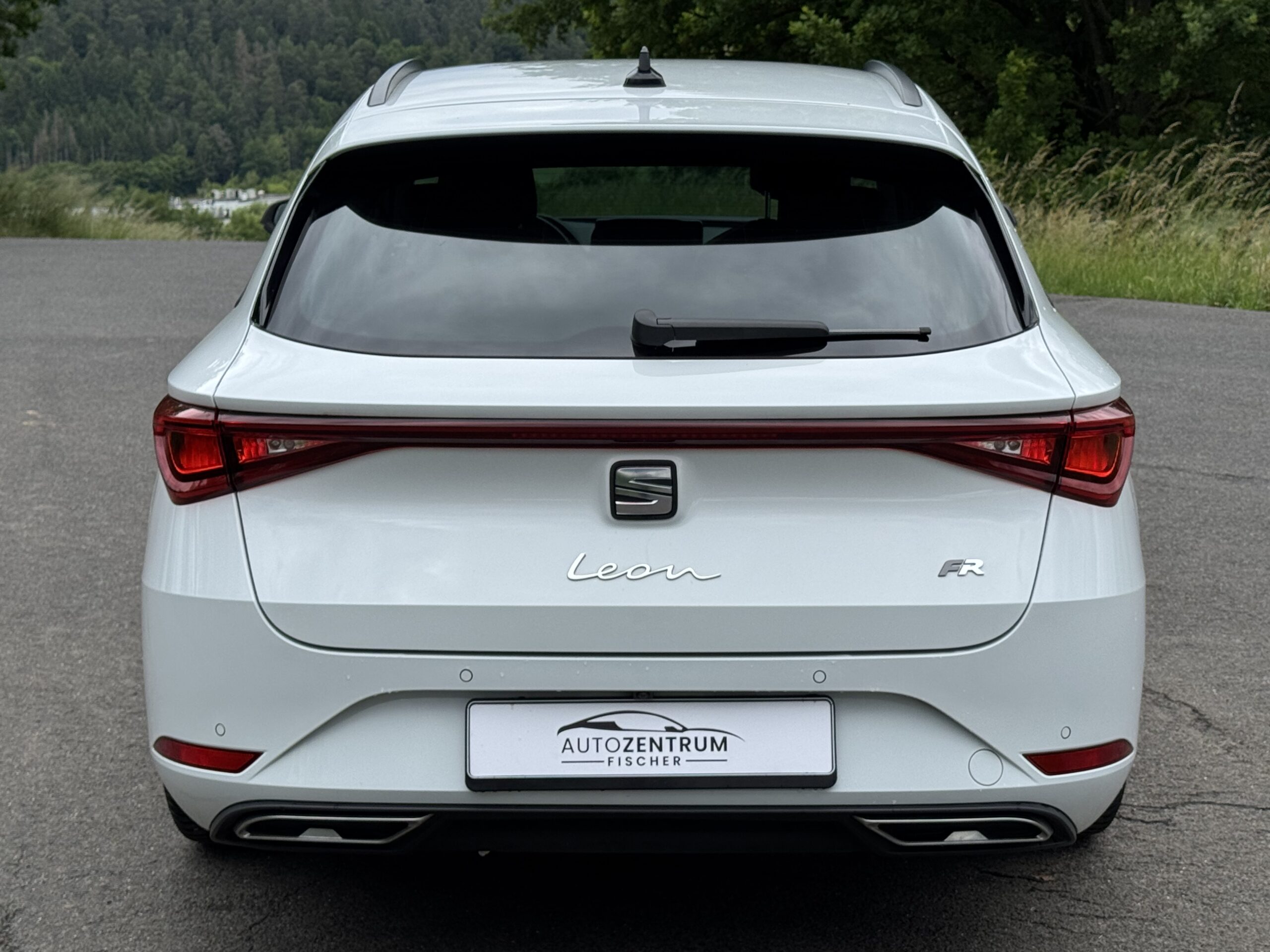 Seat Leon Limousine Automatik – Autozentrum Fischer