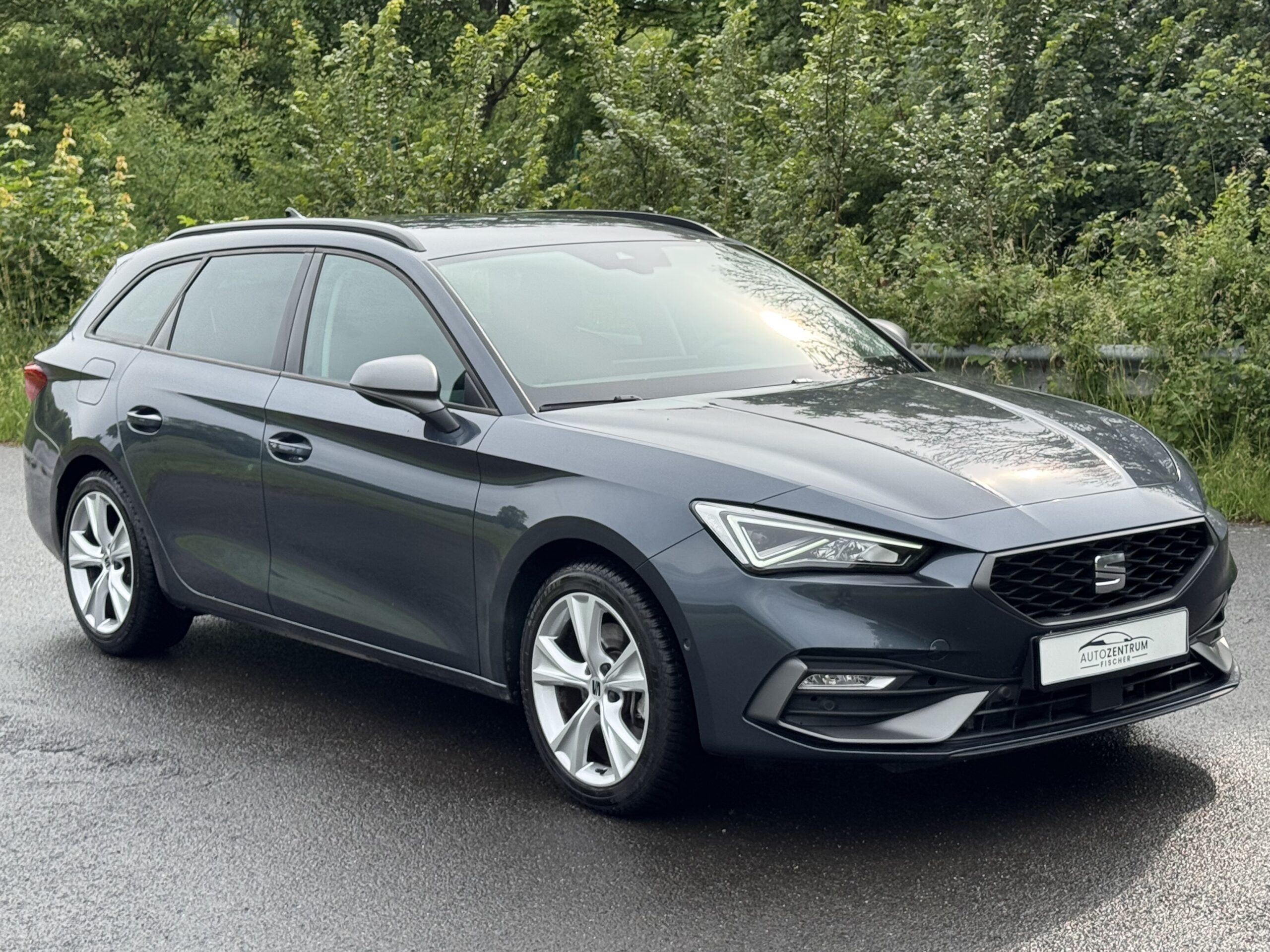 Seat Leon Limousine Automatik – Autozentrum Fischer